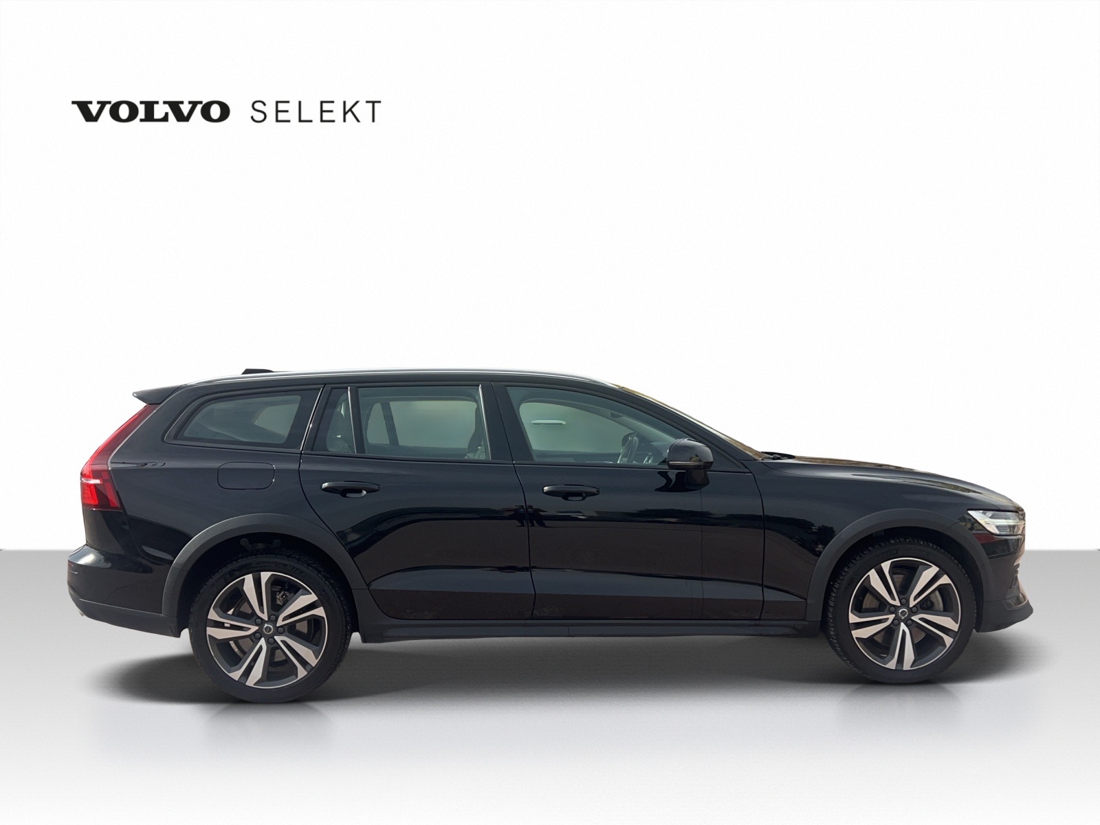Arkas Otomotiv2 | 2. El Volvo V60 Cross Country 2.0 D4 2.0 D4 Otomobil ...